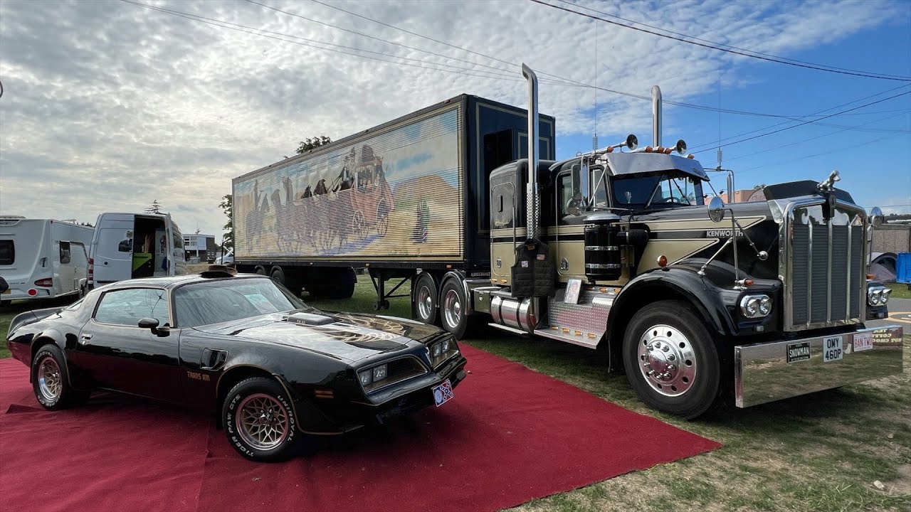 Smokey and the Bandit Kenworth Truck 🇺🇲 | Pontiac Firebird Trans Am ...