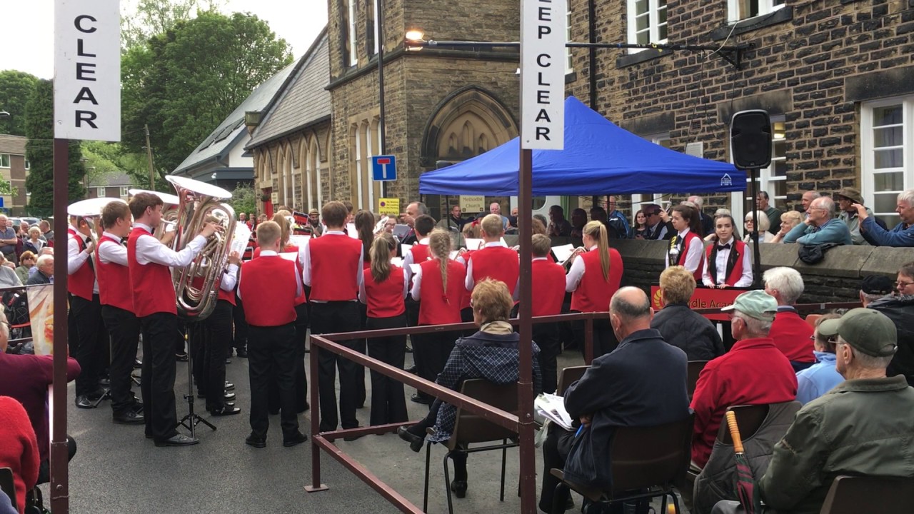 Whit Friday 2017 (Delph) Wardle Academy- Glemdene - YouTube