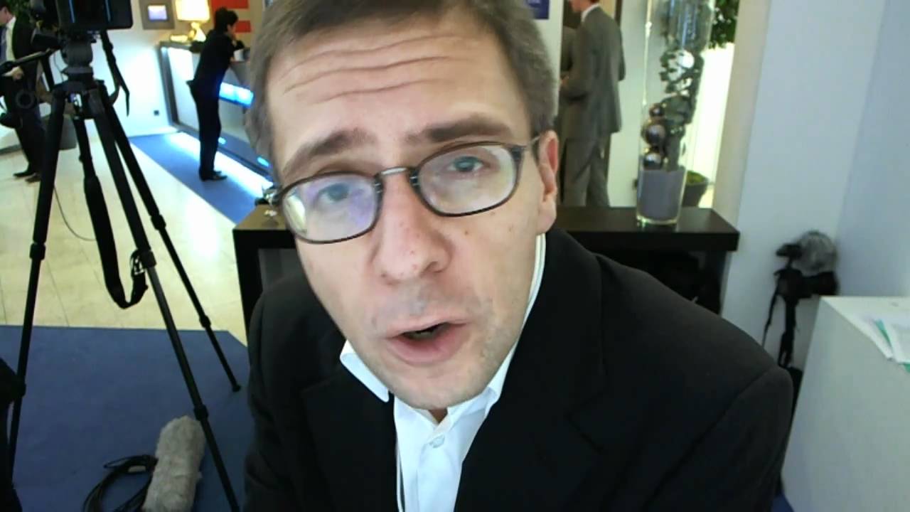 Ian Bremmer - Davos Debates 2011 - YouTube