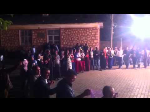 MURAT İLETİŞİM & GRUP ŞİLE İZOLLU KÖYÜNDE İZOLLU MEMET HALAY BAŞINDA OYNUYOR...