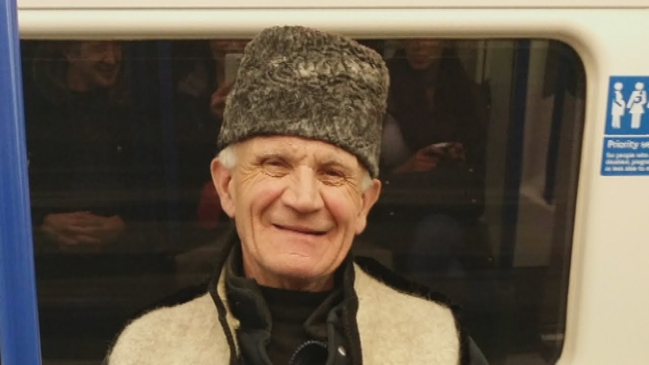 Romanian man lost on Tube after being separated from son: Man missing ...