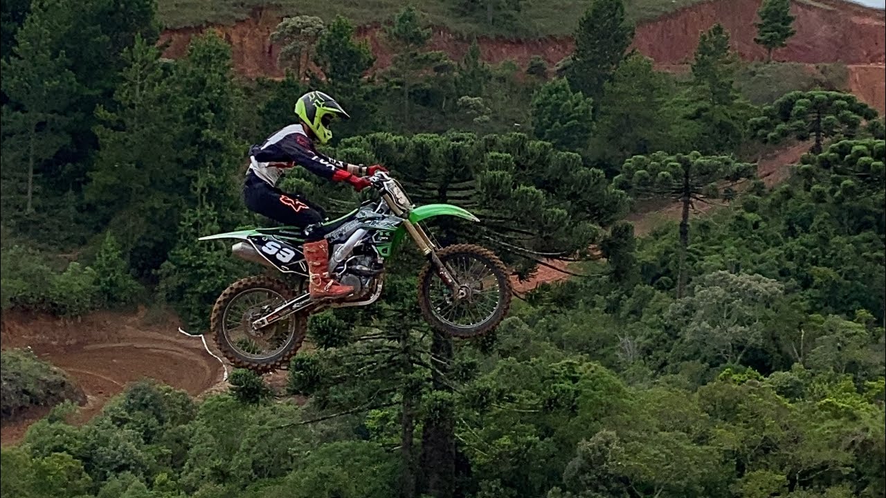 Largada do Motocross etapa Circuit, Velocross na Montanha, Pista Sobre ...