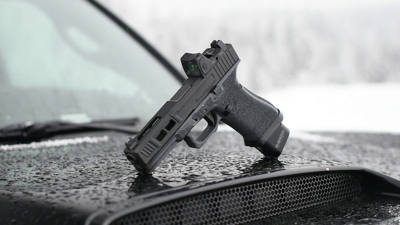 Black Box Customs Glock 17 - YouTube