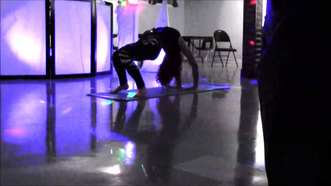 Contortionist - Magical Night For The Animals - YouTube