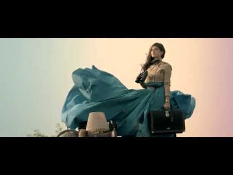 Behind the Scenes: Xandra Rocha, Rogue April 2014