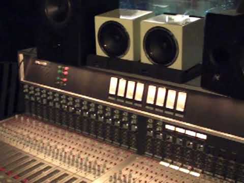 Neumann U47 pair with Studer 189 console and an Ampex AG440-8 track 1 ...