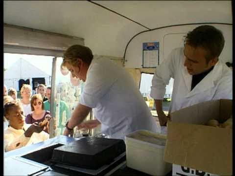 The Peter Kay Thing - Ice Cream Man Cometh - Funniest Scene - YouTube