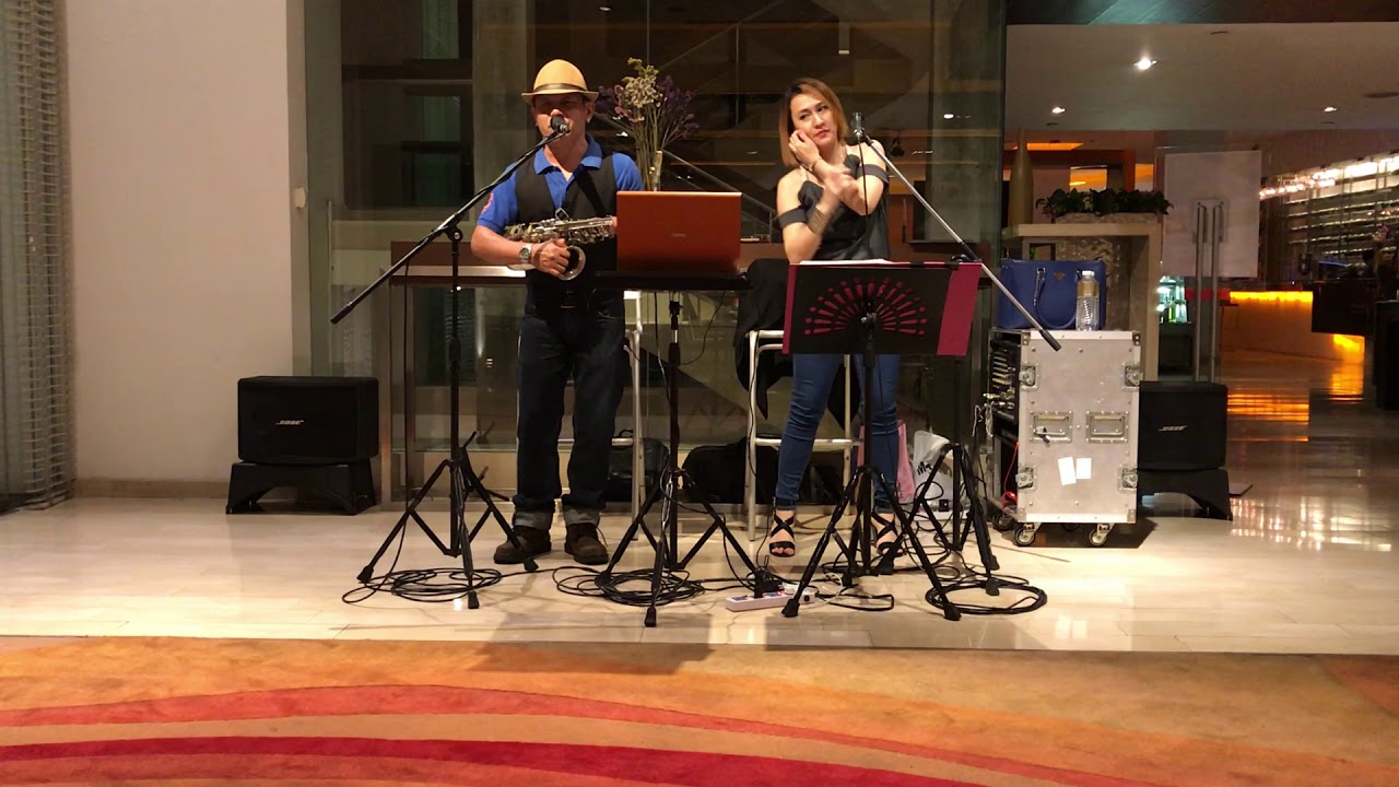 MACARENA cover by RJ - YouTube