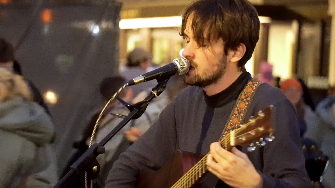 Coldplay 'Viva La Vida' by Atticus Blue at Trafalgar Square, London ...