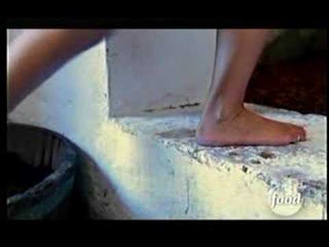 Giada's sexy italian feet - YouTube