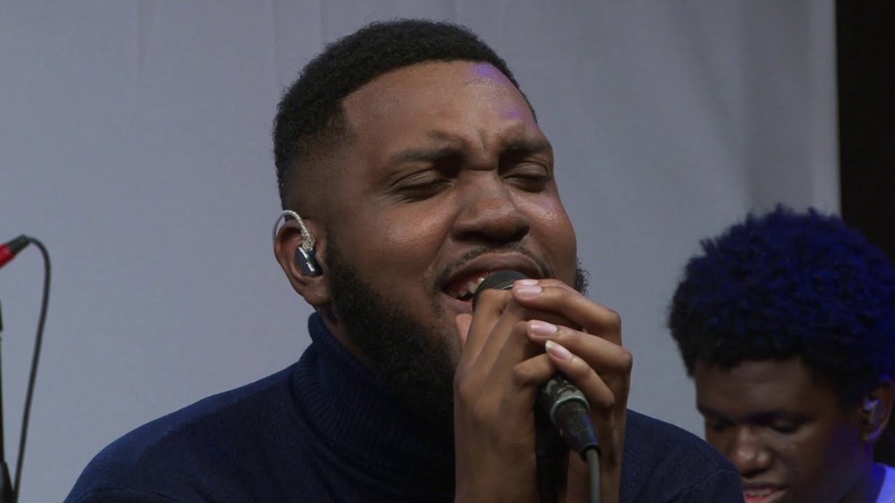 Raheim Betty - This Christmas - YouTube