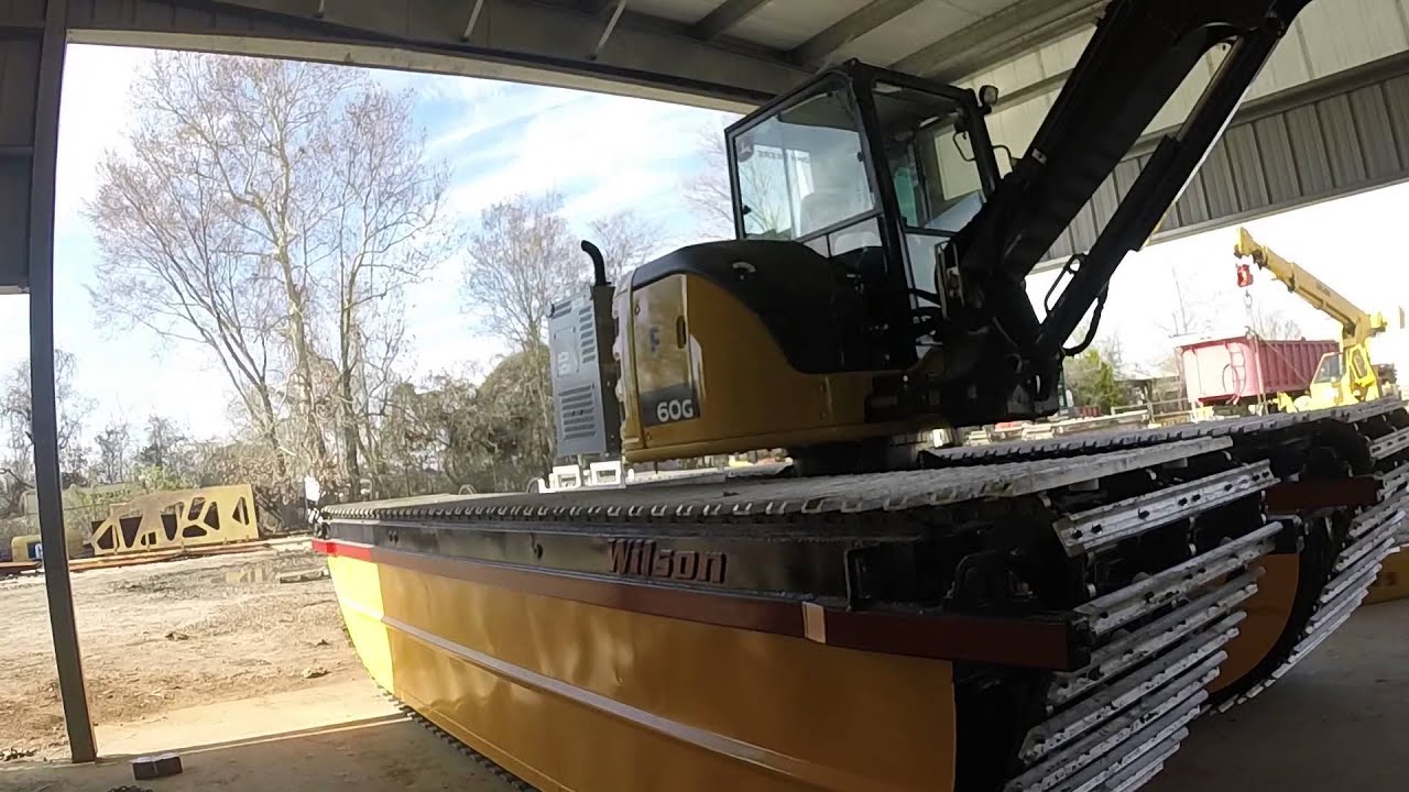 JPV John Deere 60 amphibious/marsh machine production - YouTube