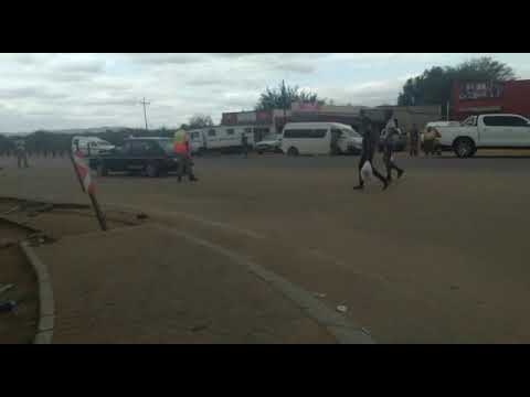 #Day1 lockdown in Mokopane: N11 and Dudu Madisha Drive - YouTube