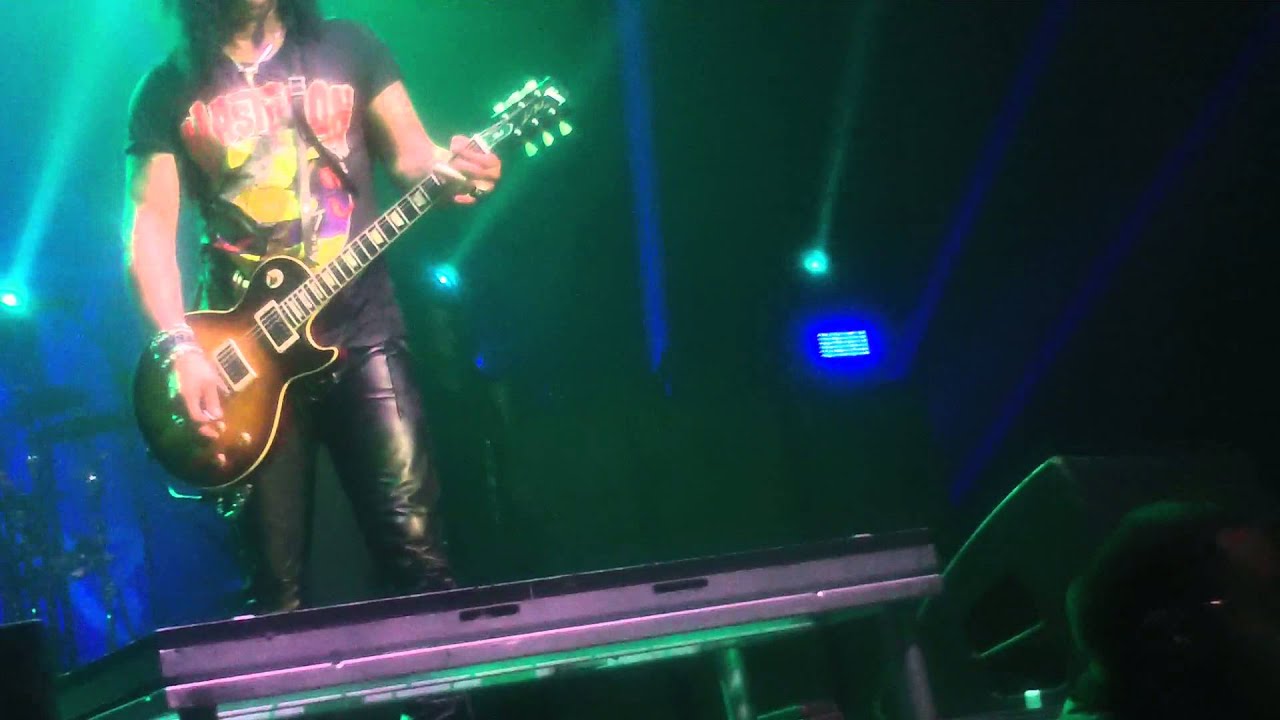 Slash - Rocket Queen 3 - Le Zénith de Paris le 13/11/14 - YouTube