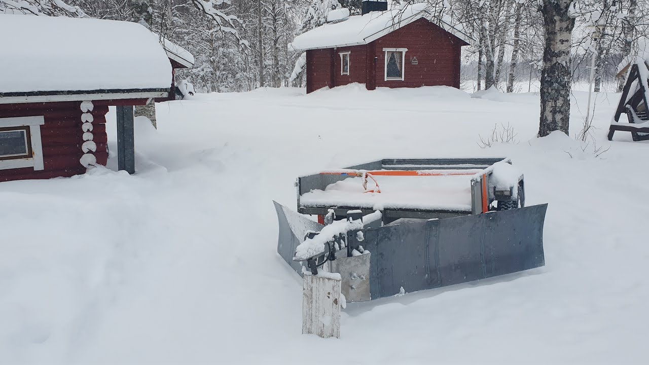 Trailer Snow Plow - YouTube