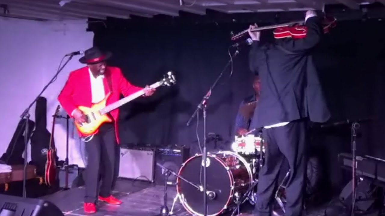 Stompin' Dave Blues - YouTube