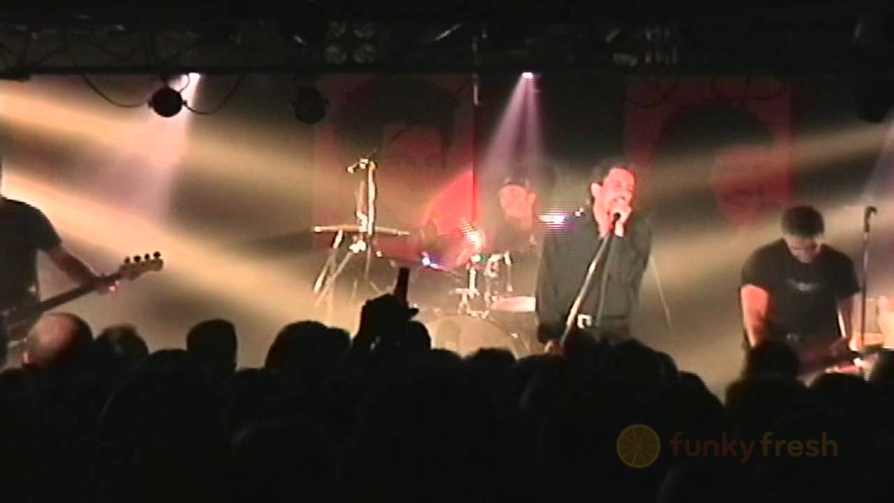 Toby Redd - Every Time I Run (LIVE 2003) - YouTube