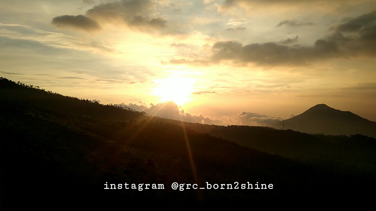 Pesona Sunset G-Pass Gunung Merbabu Salatiga - YouTube