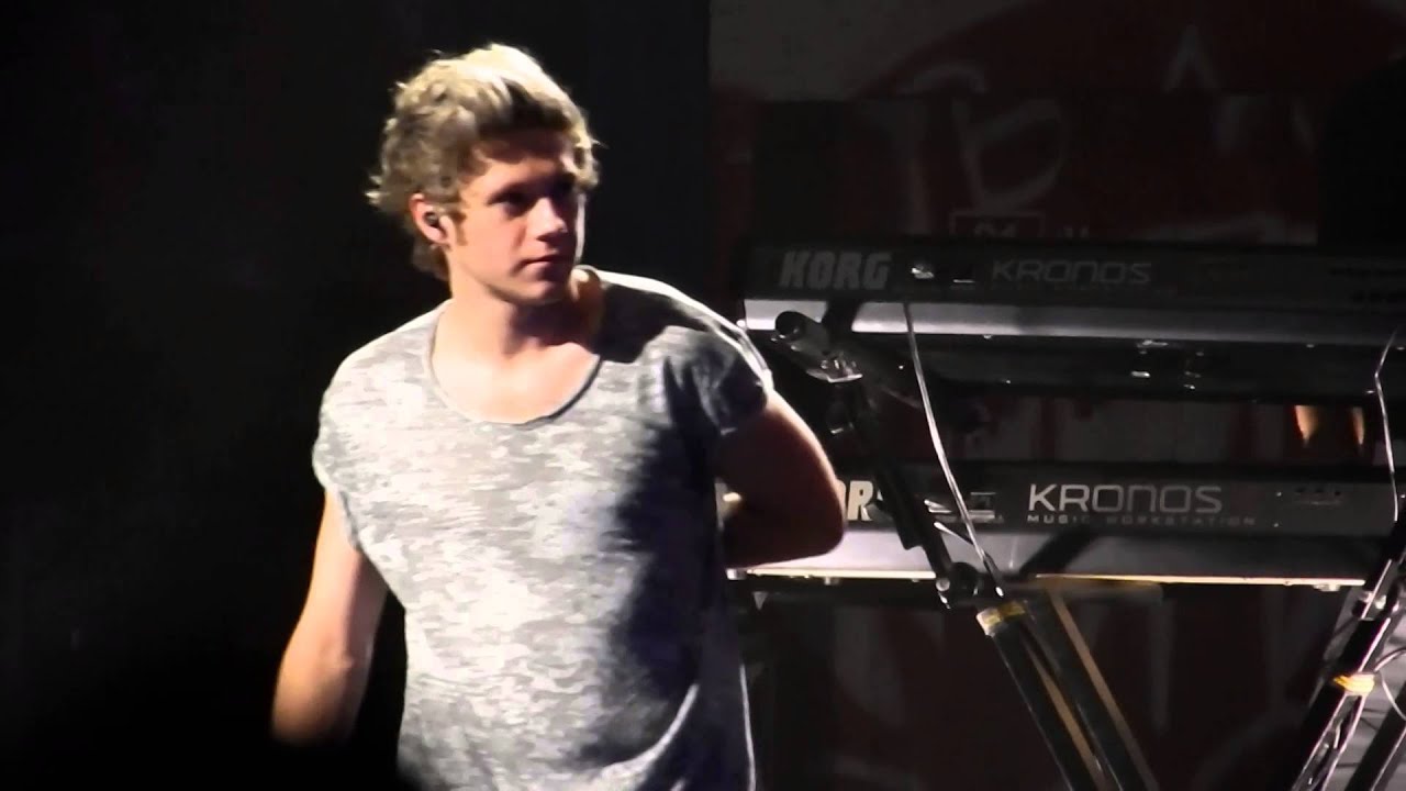 One Direction in Charlotte NC 9/28/14-Chatting to Crowd and Moments ...