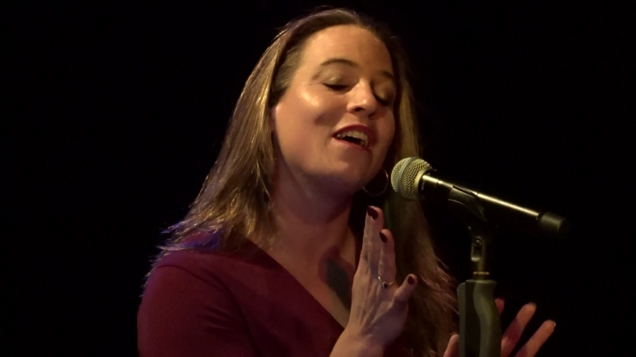 Isabella smit back to musical ! 12 - YouTube