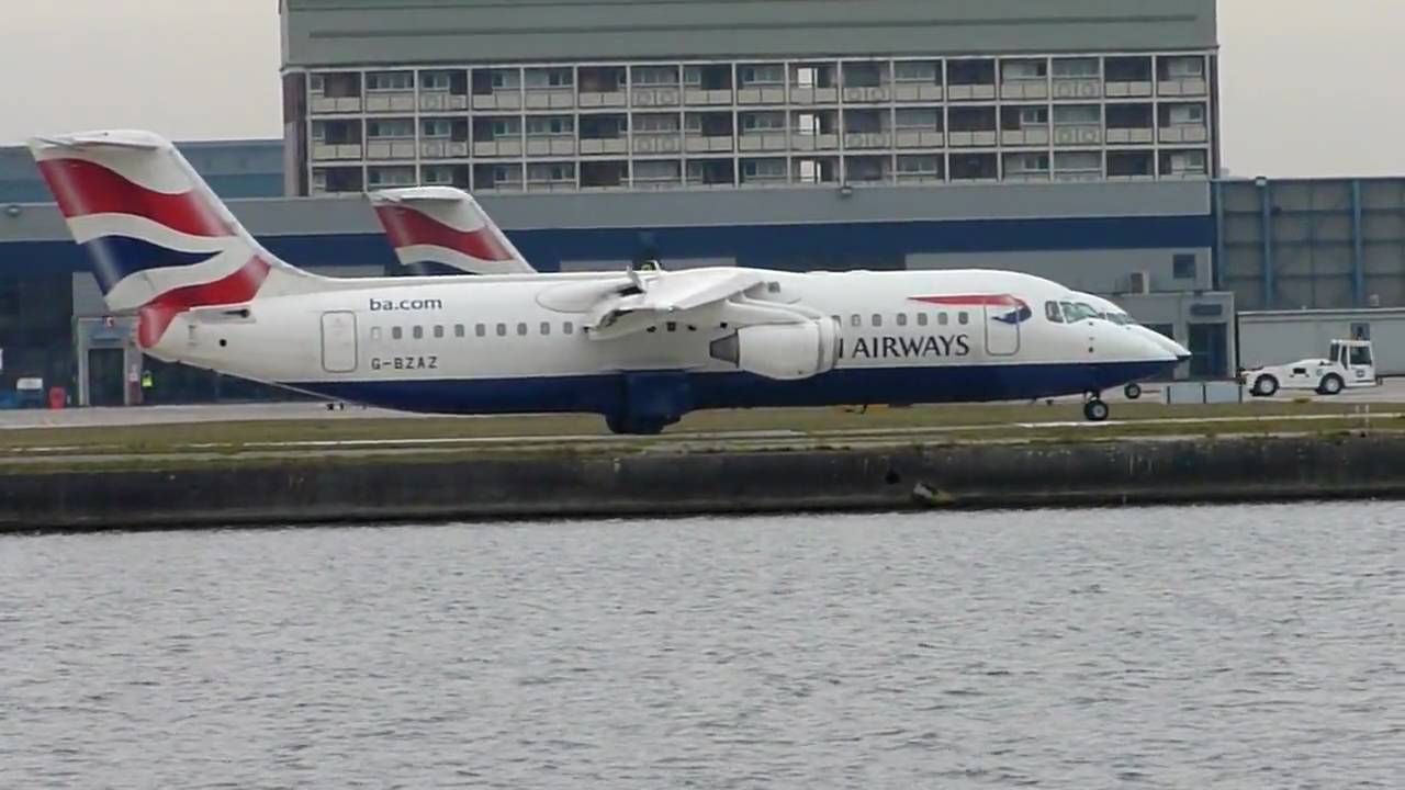 British Airways BAE Avro 146-RJ100 (G-BZAZ) Landing at LCY. - YouTube