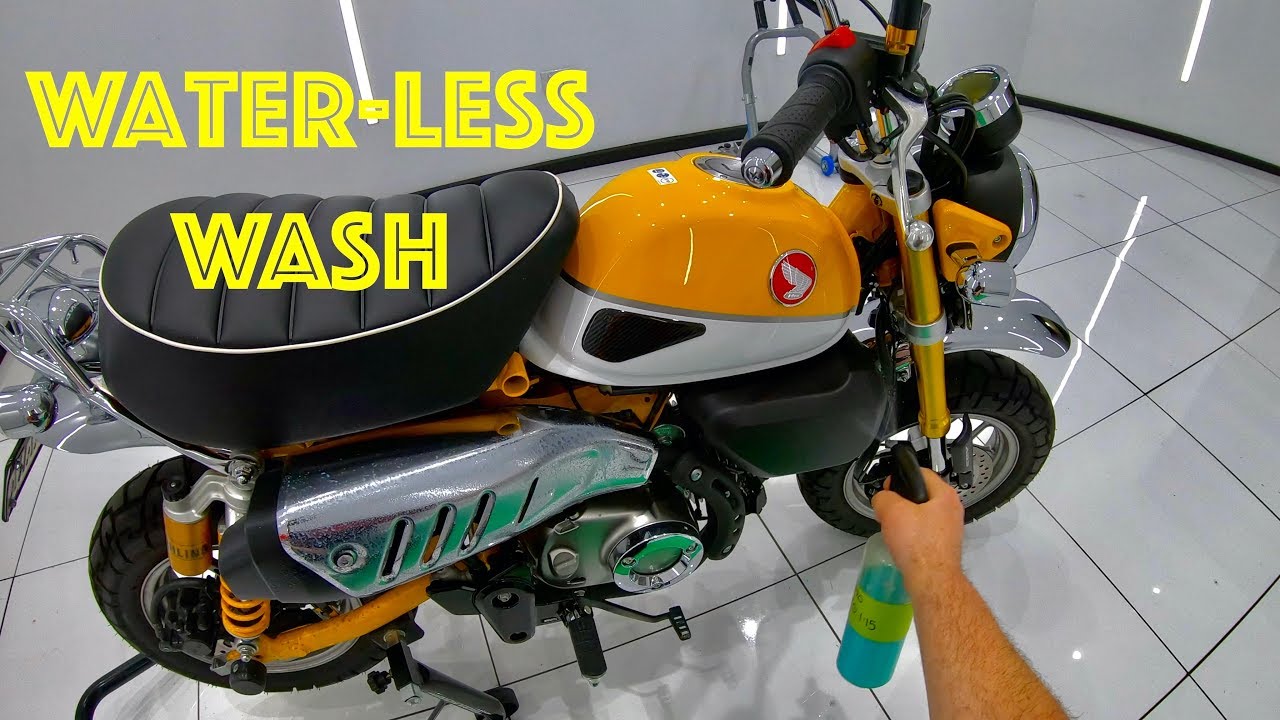 How To Safely Waterless Wash A Motorcycle! - YouTube