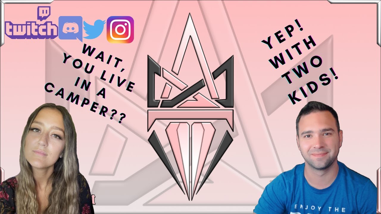 FULL TIME STREAMERS WHO LIVES IN AN RV? - YouTube