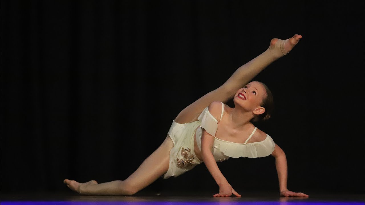 Lyrical Solo - Emotion Dance Comp - 8 years old - Eva Millie - YouTube