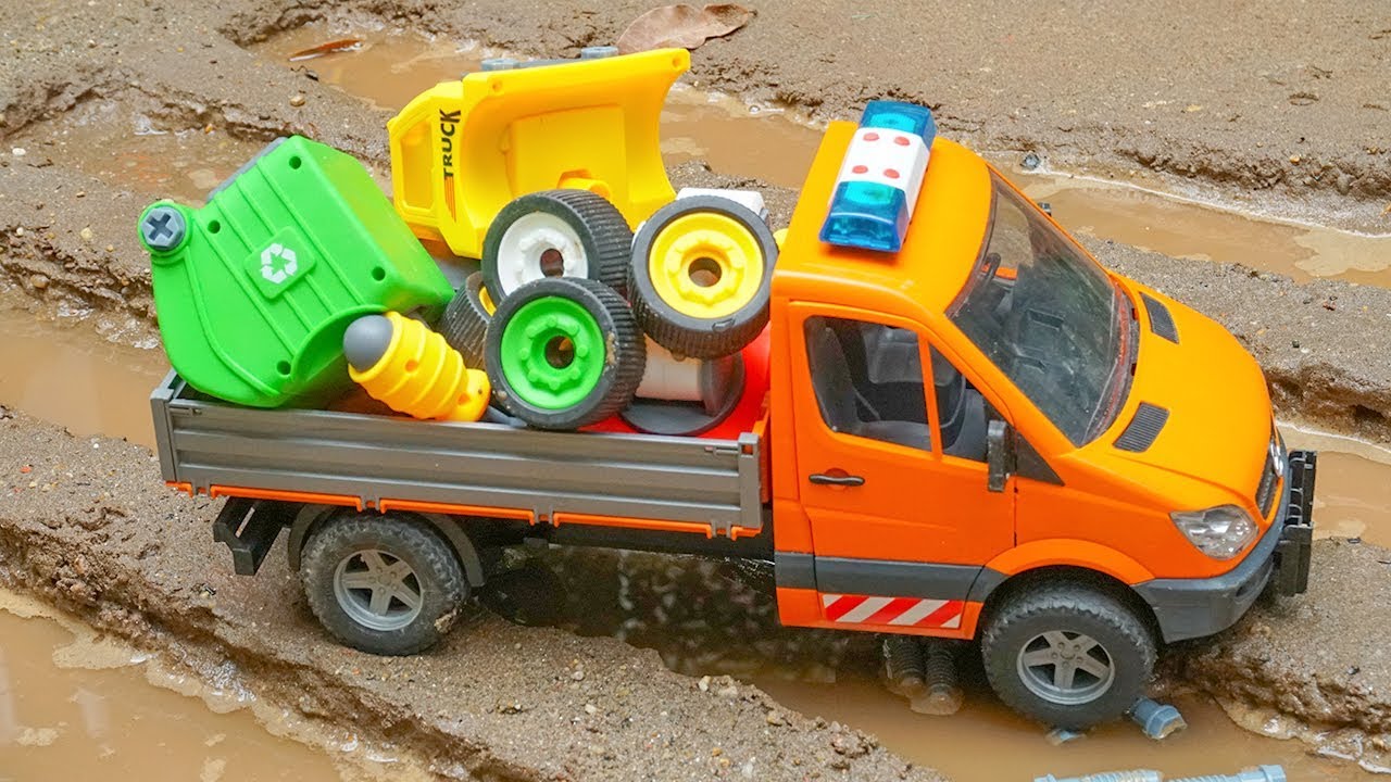 Car Toy Repair Assembly | Learn Colors and Number With TOTO TV - YouTube