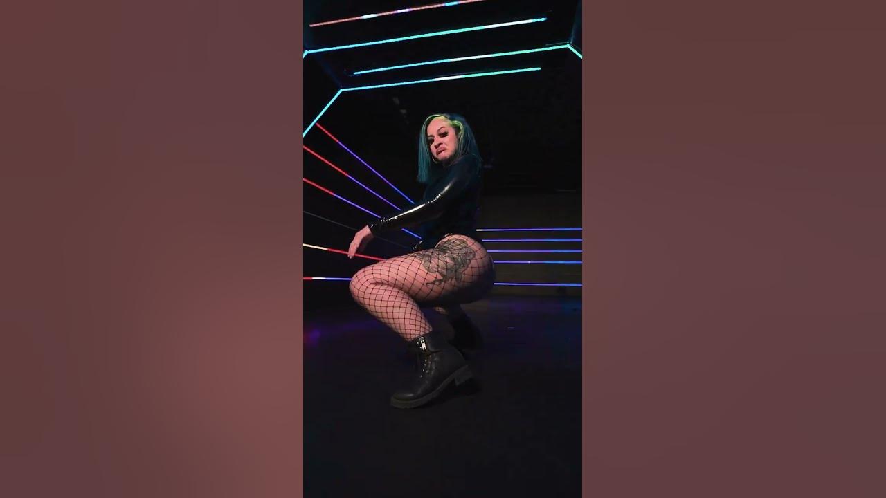 COME SIT DOWN - VYBZ KARTEL - NICKI POISON - YouTube