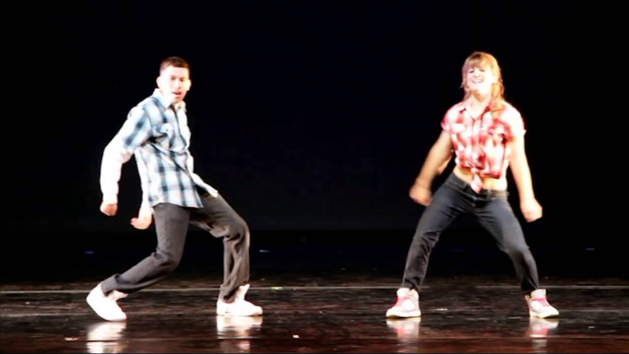 Shannon Foley Musical Theatre Reel - YouTube