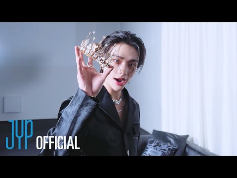 [SKZ VLOG] Hyunjin : Hyun.e's Holiday 8
