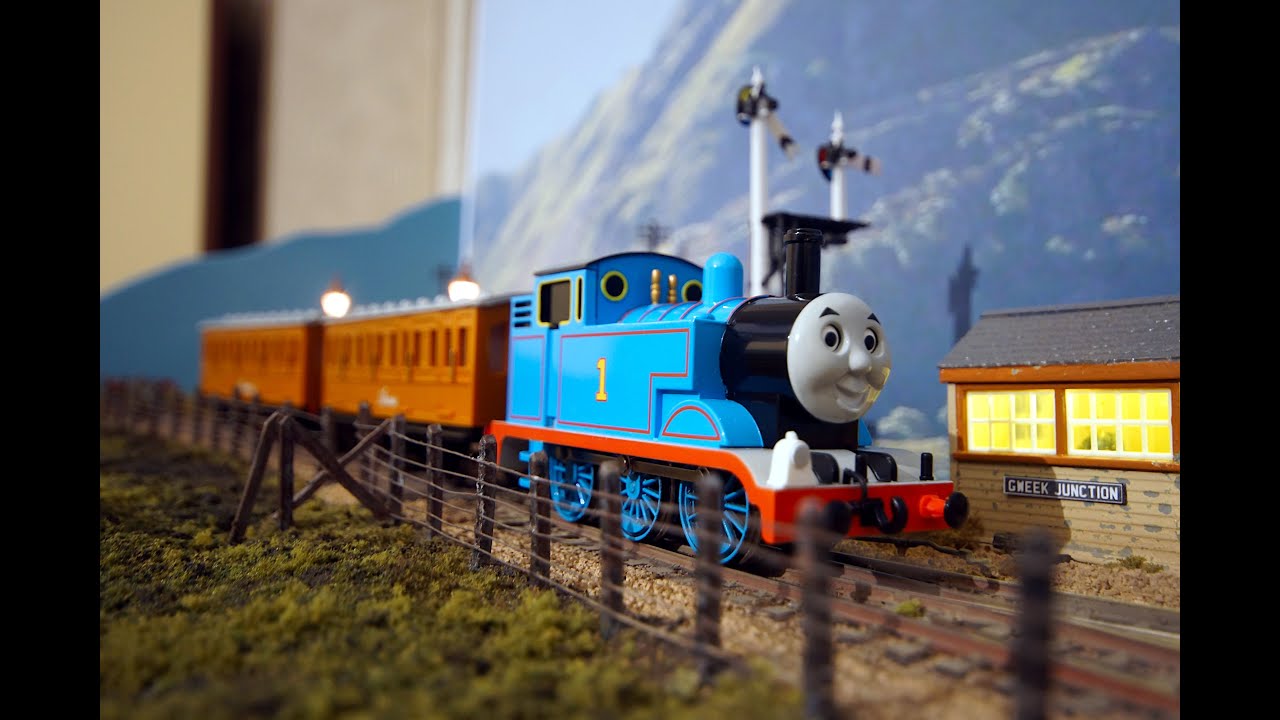 Bachmann Thomas the Tank Engine - YouTube