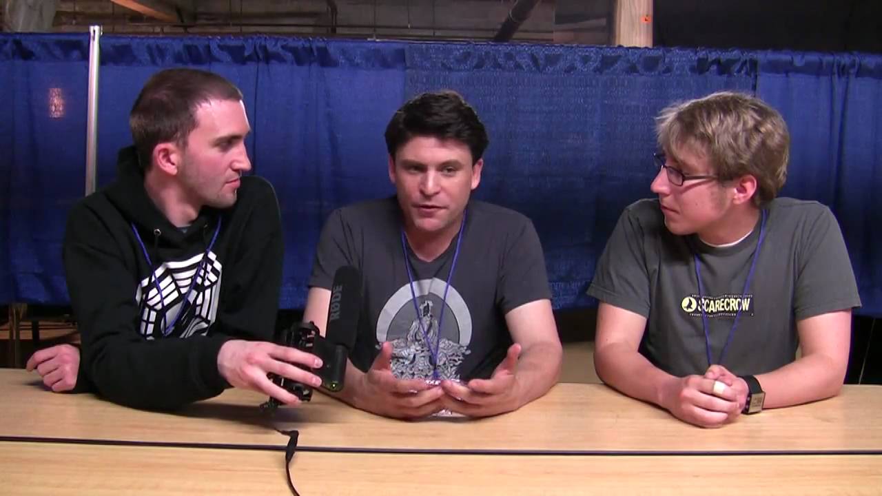 MacGuffin Film Podcast - Andras Jones Interview at Crypticon 2010 - YouTube