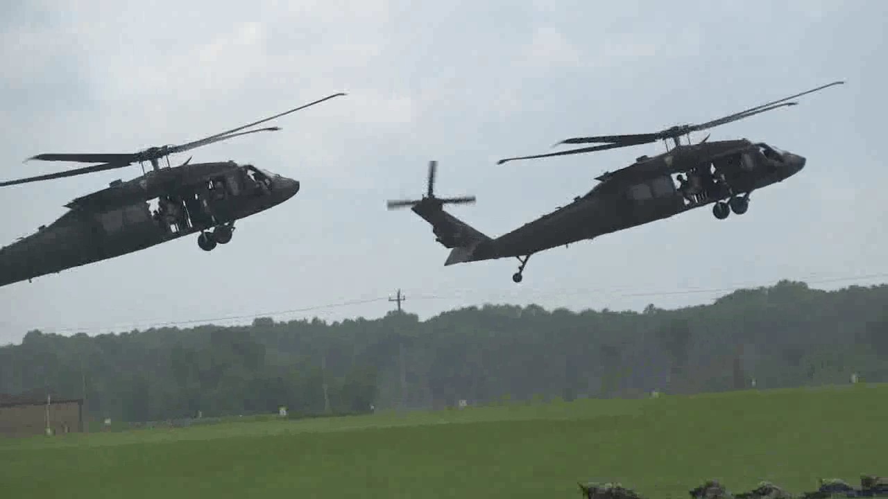Air Assault Demo 2017 Fort Campbell, KY - YouTube