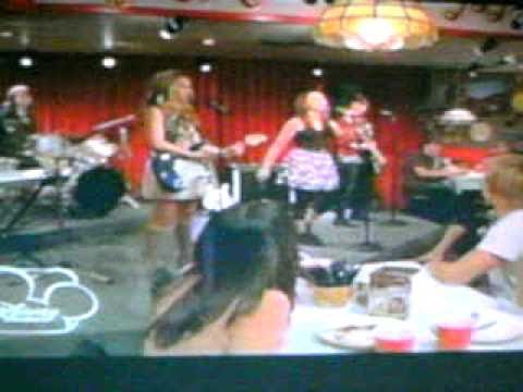 Lemonade Mouth -She's So Gone- Naomi Scott - YouTube