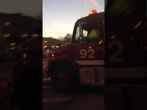 Chicago Fire Department: Engine 92 Responding - YouTube