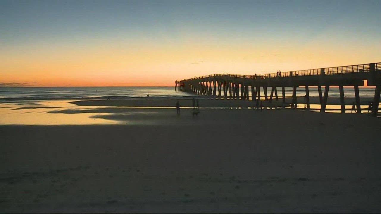 Beach dunes eroded by Ian in Jacksonville Beach - YouTube