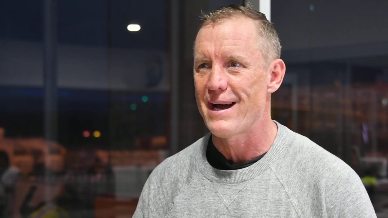 Adventurer Dr Geoff Wilson - Speaks After Arriving Home - YouTube