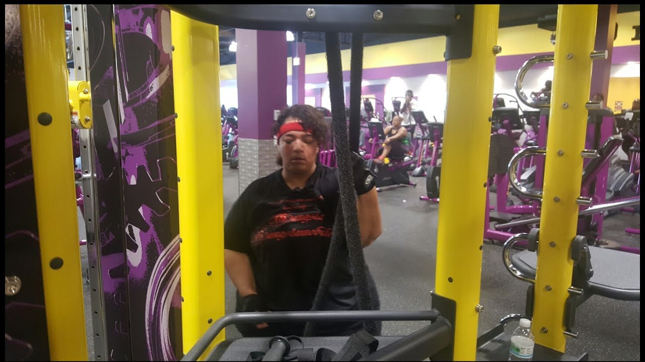Transformation Month 4 / BBW Workout/ Juanito the Trainer - YouTube