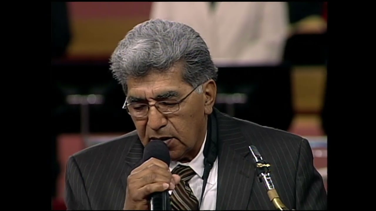 Farther Along duet - Roy Chacon - YouTube
