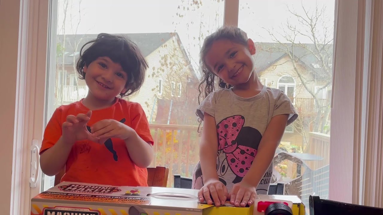 machine maker construction set toys - fun videos for kids and toddlers ...