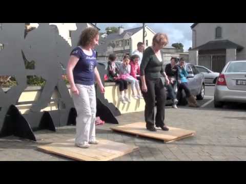 Irish sean-nós dancing to irish sean-nós singing July 2010 - YouTube