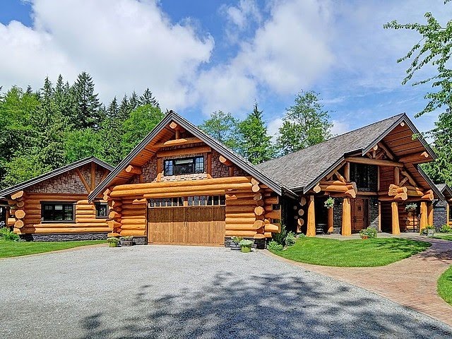 Huge Log Houses