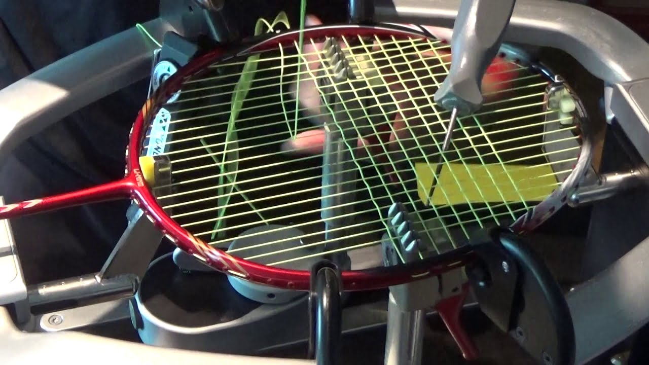 sTRINHgs: Li-Ning N90 Woods Badminton Racket Stringing - YouTube
