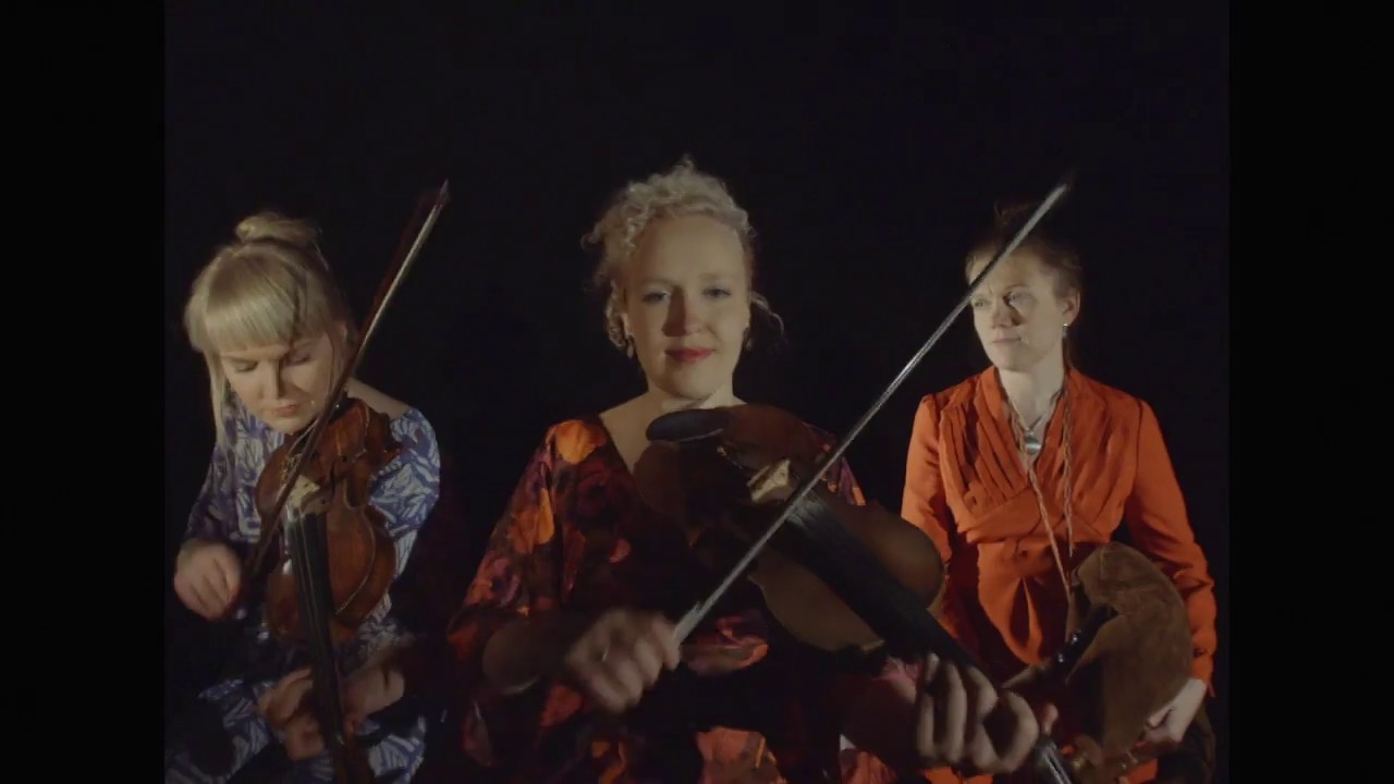 Torupilli Jussi Trio "Jussi radi-raider" - YouTube