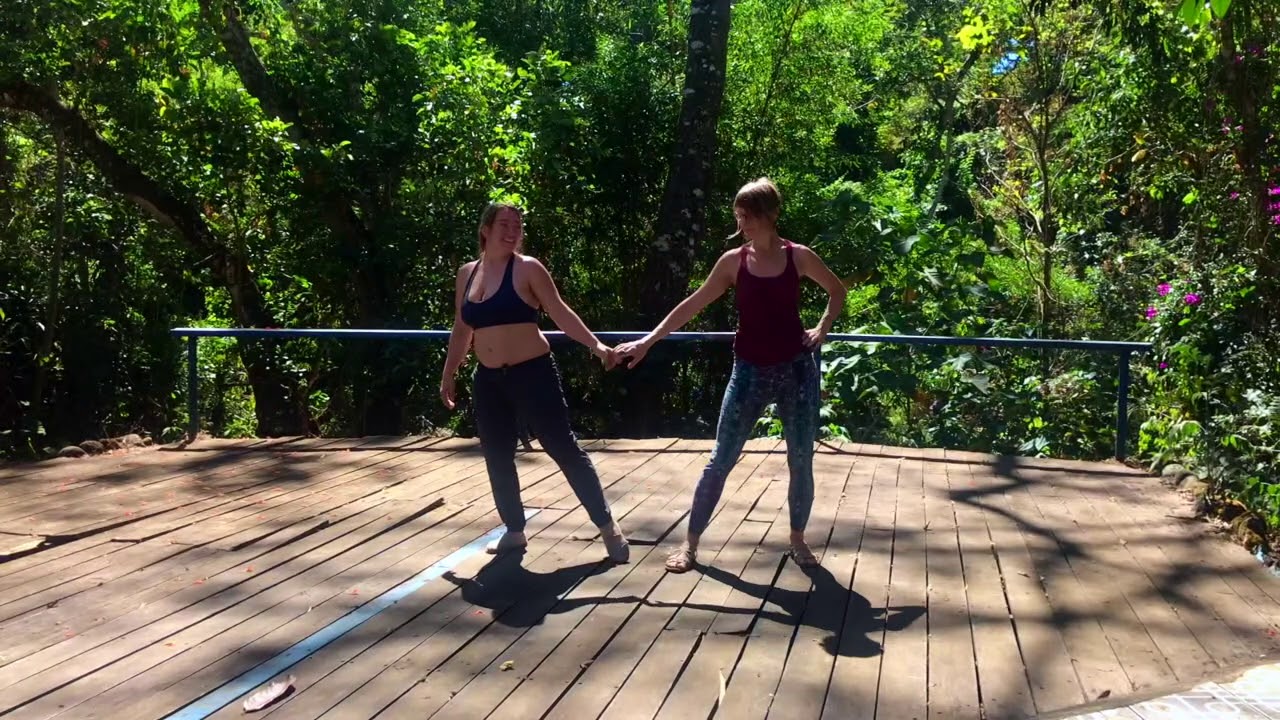 Usha Rose & Chrissy Mehnert dance - YouTube