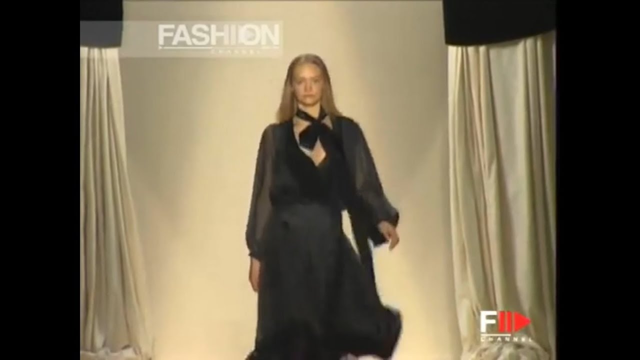 Chloe fall-winter 2005-2006 OFFICIAL AND ORIGINAL VIDEO - YouTube