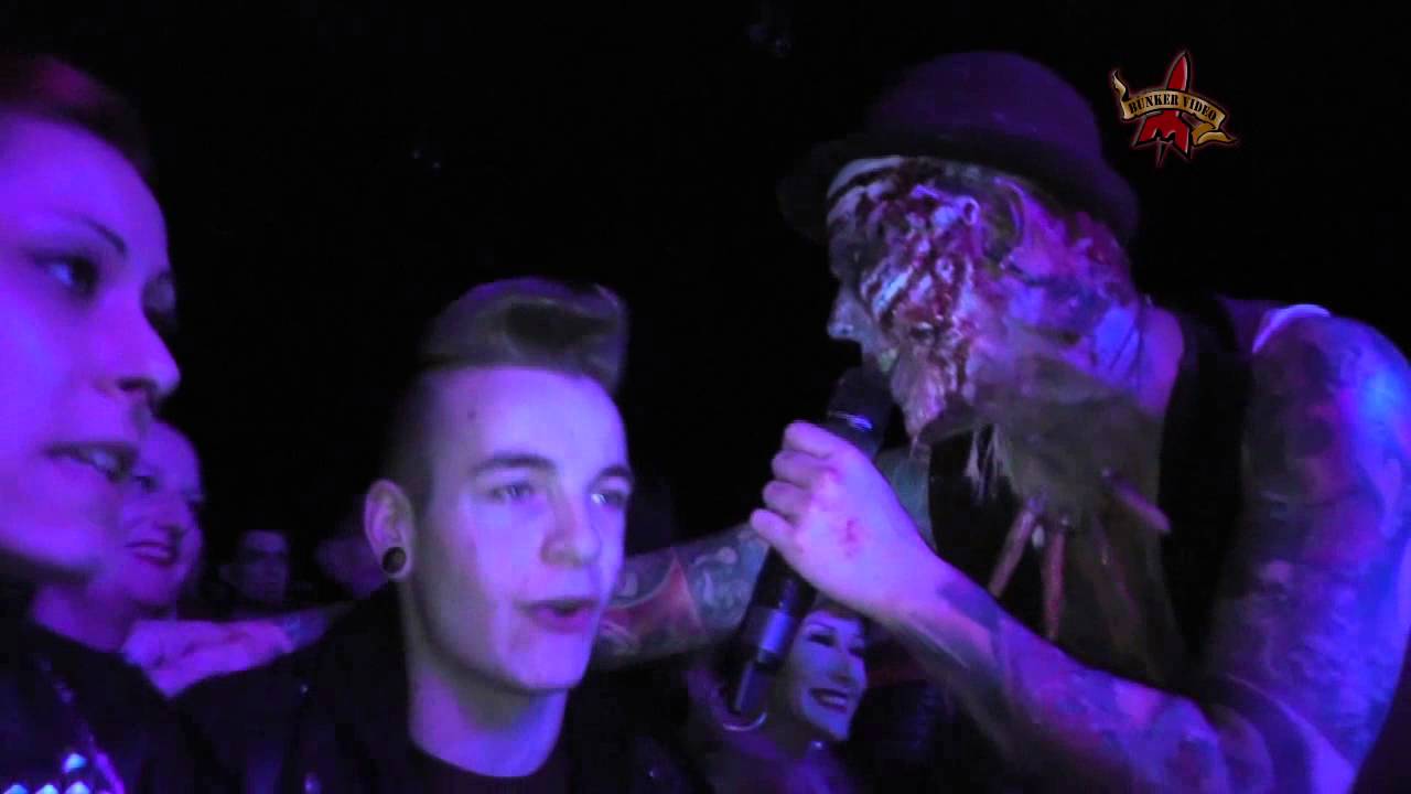 Banane Metalik - Strip Or Die - Antwerp 2013 - YouTube