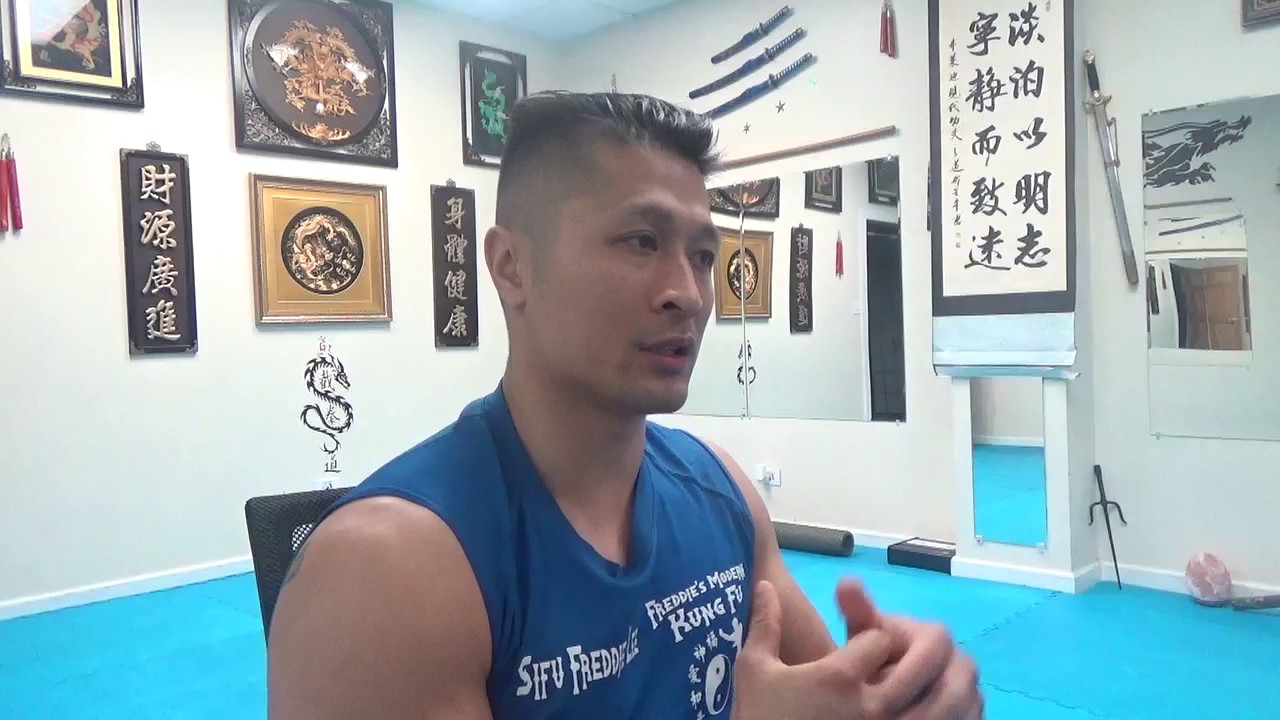 Vertical Fist vs. Horizontal Fist - Punching Style - YouTube